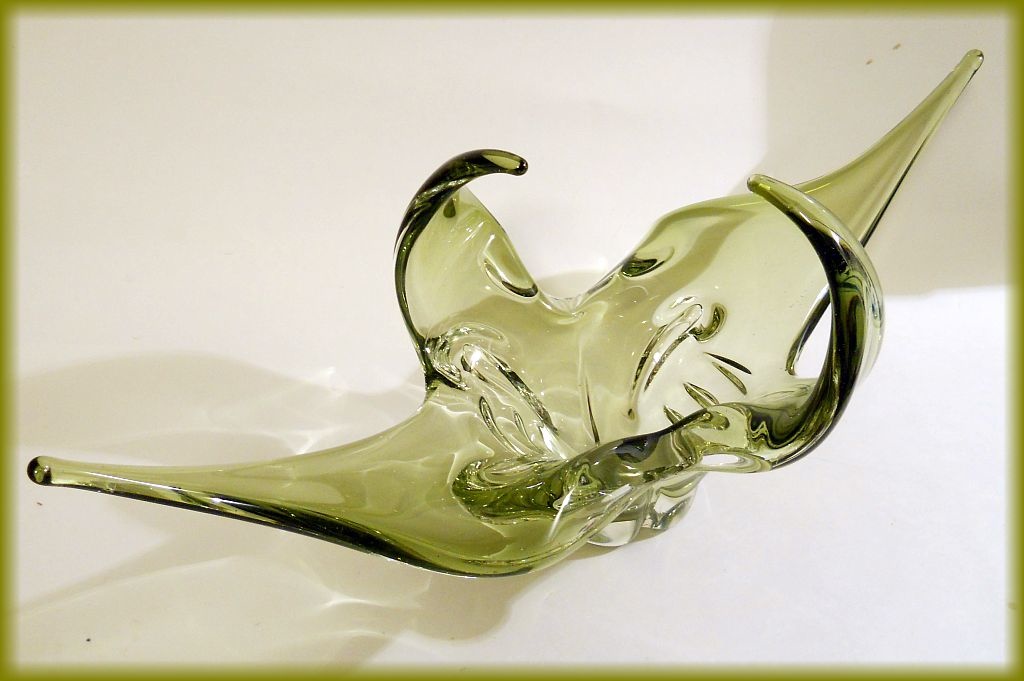 Vintage Canadian Art Glass Bowl Chalet Art Glass Collectors Weekly